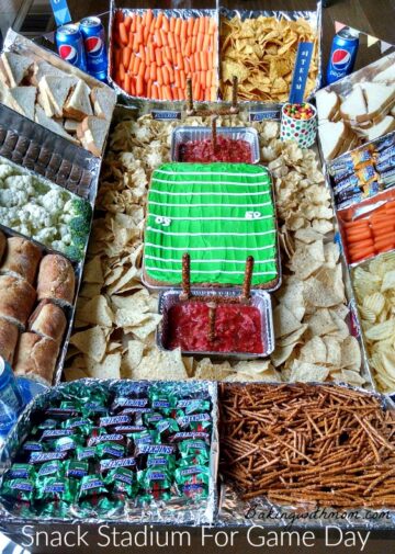 Game Day Snack Stadium - Baking With Mom