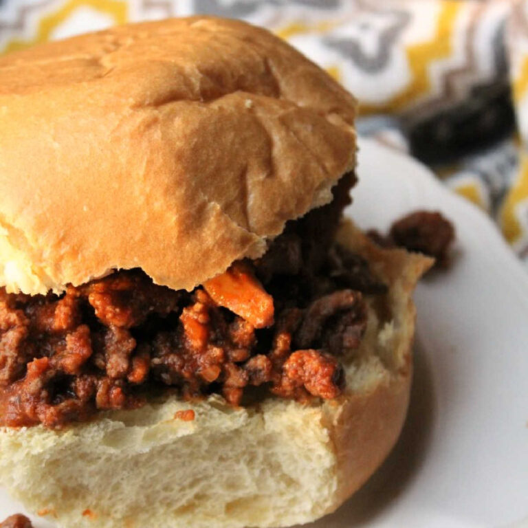 Pizza Burger Sandwiches - Baking With Mom