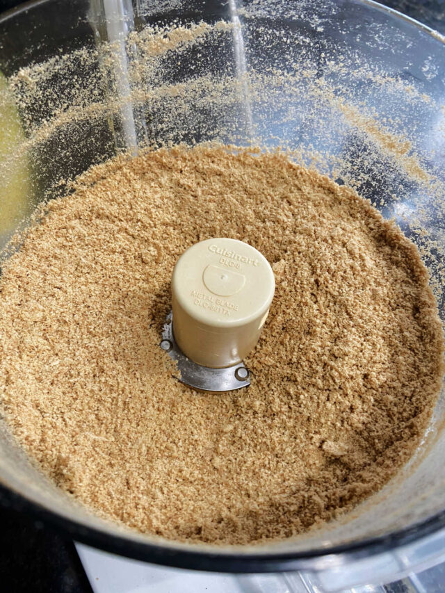 Easy Graham Cracker Crust Recipe - Baking With Mom