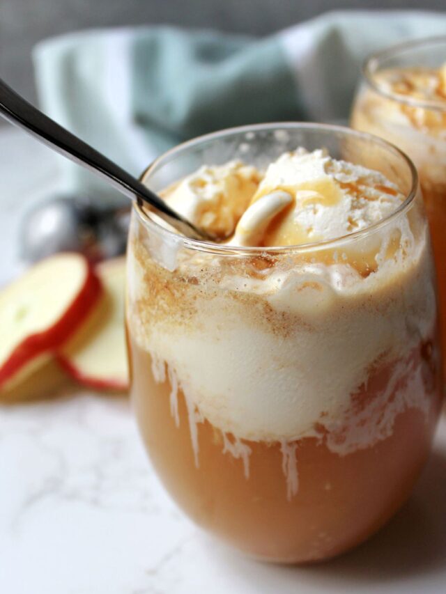 Apple Cider Floats Story - Baking With Mom