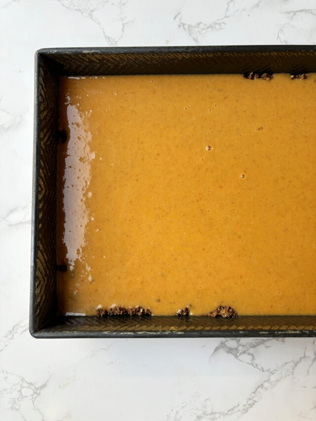 Pumpkin Pie Bars - Baking With Mom