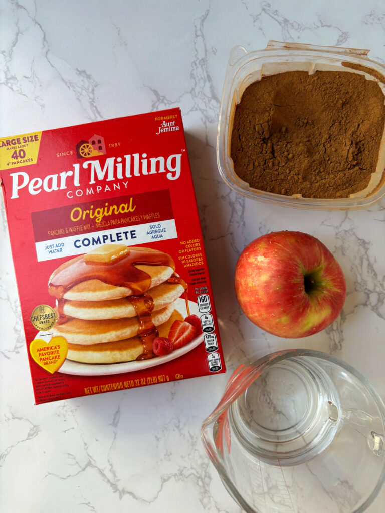 Apple Cinnamon Pancakes - Baking With Mom