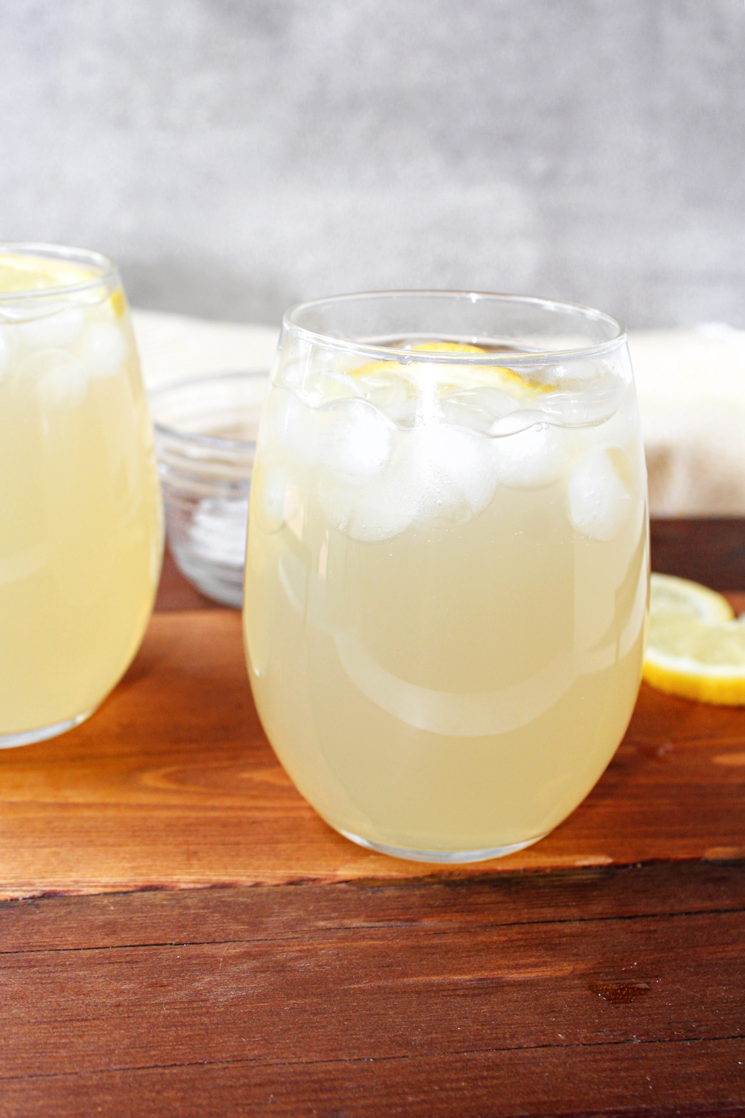 Sparkling Lemonade - Baking With Mom